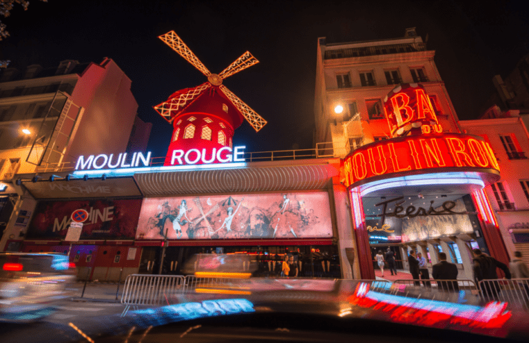 7 Fun things to do in Paris at night
